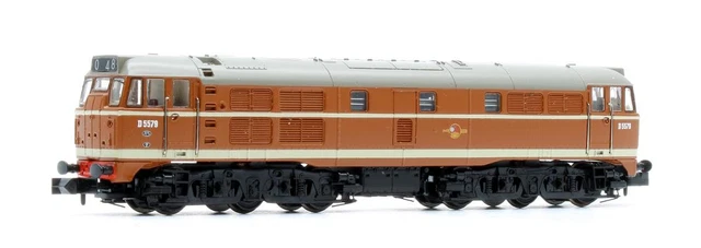 GRAHAM FARISH N Gauge 0-6-0 BR GREEN Class08 DIESEL SHUNTER RN4019 WITH ...