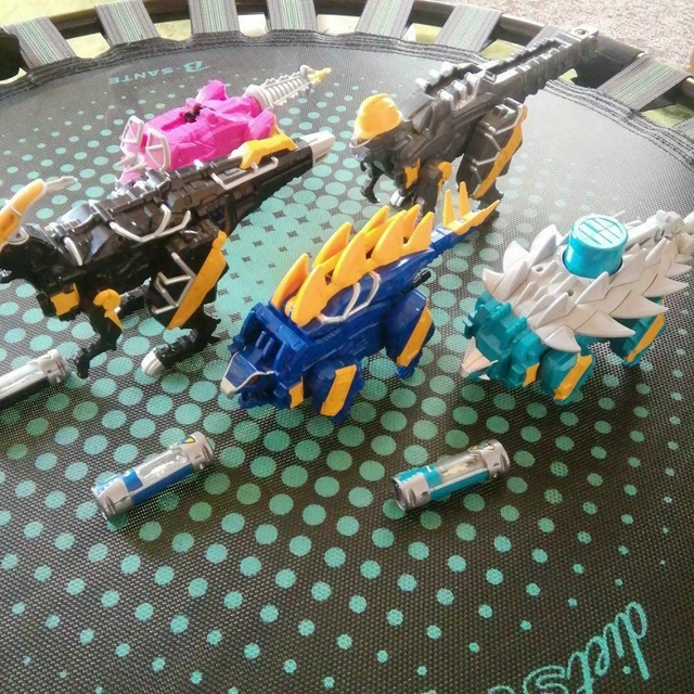POWER RANGERS DINO Charge Kyoryuger DX Megazord 5p Set Pachy Ankylo ...