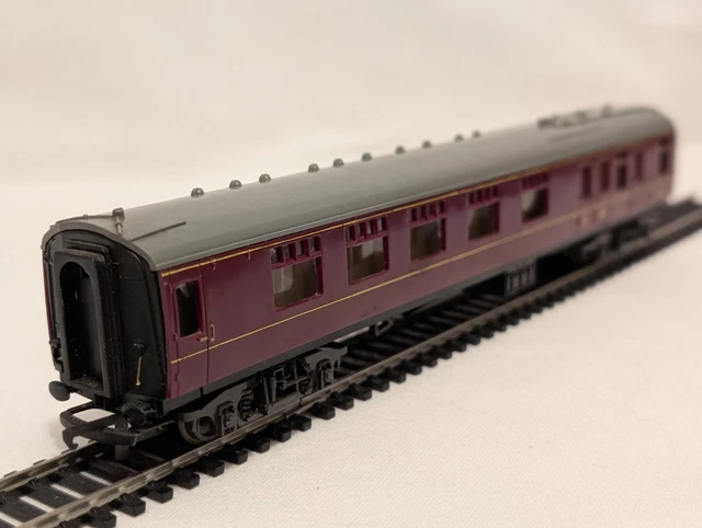 TRIX 1942 OO Gauge BR Maroon Mk 1 Brake Coach M21240 £12.94 - PicClick UK