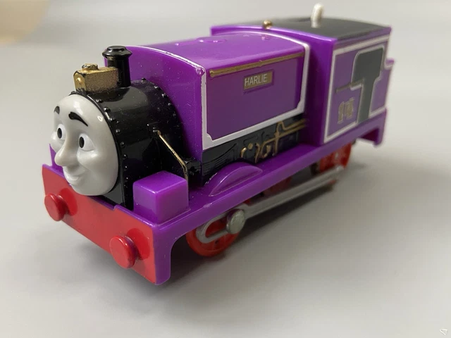 TRACKMASTER CHARLIE THOMAS The Tank Engine & Friends Motorised Train £9 ...