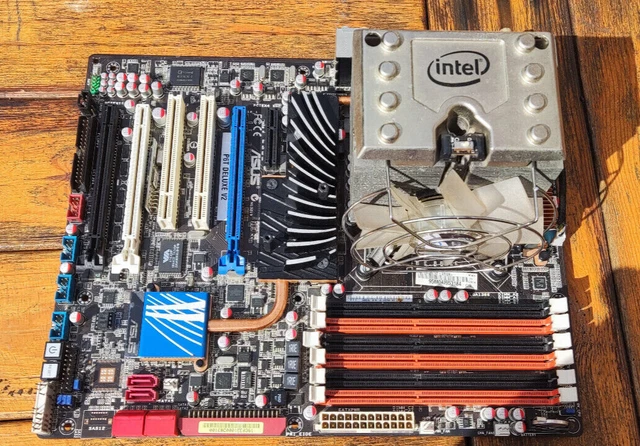 ASUS P6T DELUXE with i7-920 CPU and Intel Heatsink, LGA 1366 ...