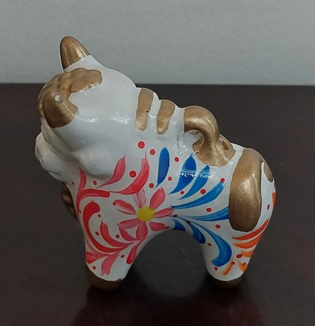 PERUVIAN TORITO DE Pucara Magical Bull Hand Painted Ceramic Figurine 2. ...