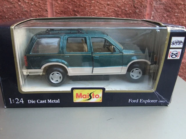MAISTO FORD EXPLORER 1992 - 1/24 Scale Green BOXED £59.95 - PicClick UK