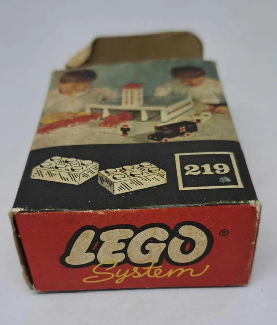 LEGO SYSTEM 219 Vintage 1958 13 Briques Translucides 2X3 Trans Clear ...