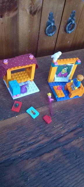 LEGO GRIFFINDOR HOUSE 4722 original from Harry Potter set 2002 with ...