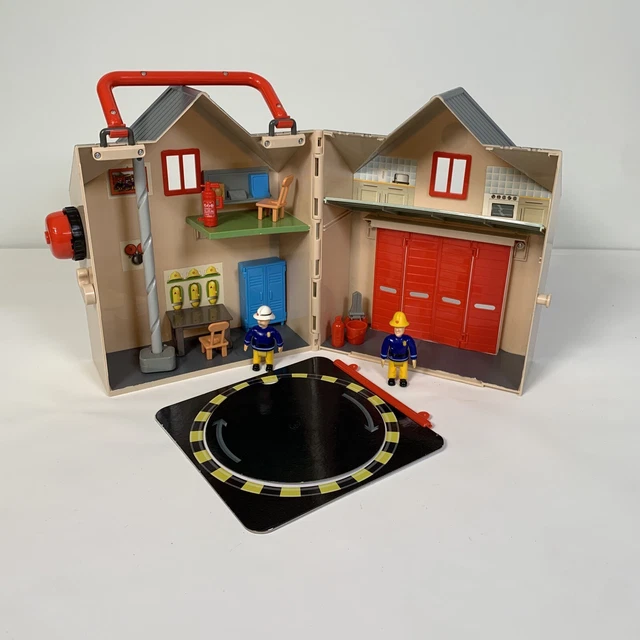 FIREMAN SAM FIRE Station With Accessories Folding Doors Bell ...