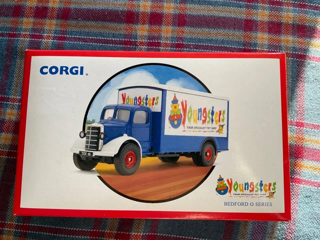 CORGI BEDFORD 0 Series Younsters Toy Shop Limited Edition Number 4890 ...