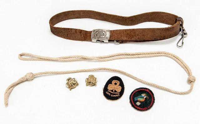 ANTIQUE/VINTAGE 1940S GIRL Guide Promise Badges, Patches, Belt & Woggle ...
