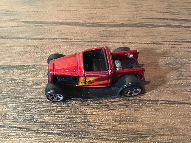 HOT WHEELS HOOLIGAN Hot Rod Red Convertible Roadster Die-cast Car 2000 ...