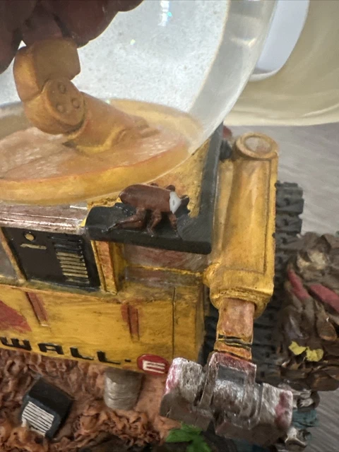 DISNEY WALL-E EVE Hal cockroach Pixar snow globe snow globe music box ...