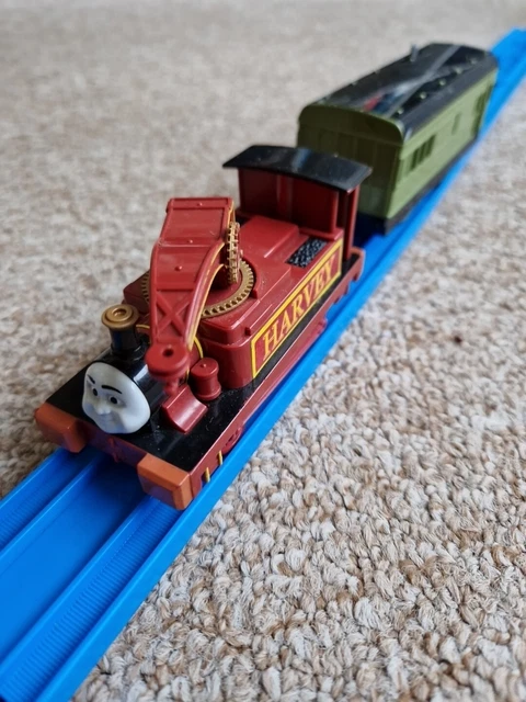 TOMY TRACKMASTER THOMAS train HARVEY & MOTORISED TENDER £15.00 ...