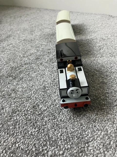 TOMY TRACKMASTER THOMAS The Tank Engine Battery Train Freddie and ...