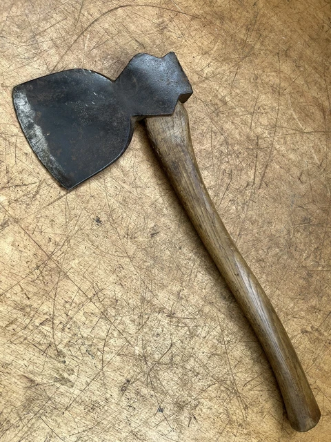 VINTAGE BRADES CO Axe No 13G 1-2lbs 4 1/4" cut 17" long (has crown logo ...