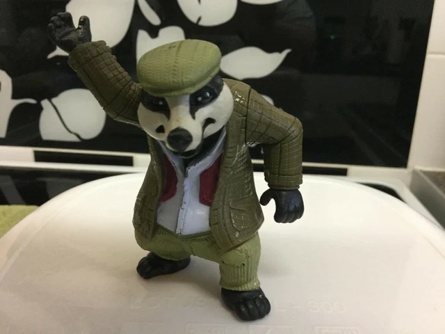 PETER RABBIT POSEABLE Tommy Brock Badger Figure - Very Rare £50.00 ...