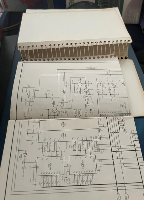 COMMODORE 64 PROGRAMMER'S REFERENCE GUIDE with Schematic Diagram | 1983 ...