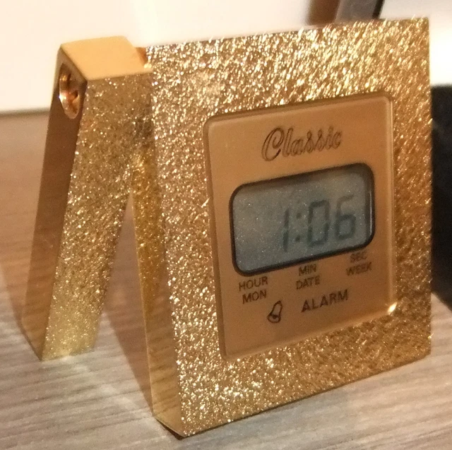 RARE, VINTAGE EARLY Goldtone Digital Clock +Stand & Case - Can't Set ...