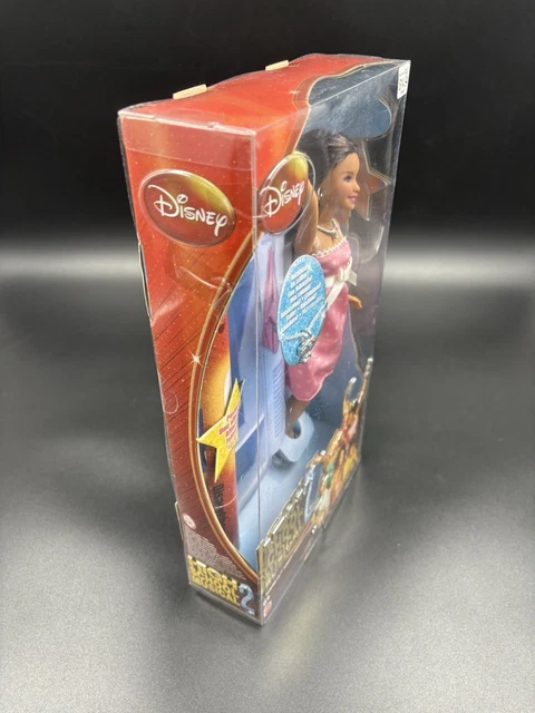 HIGH SCHOOL MUSICAL 2 Gabriella Doll Sweet T Necklace & Troy Poster NIB ...