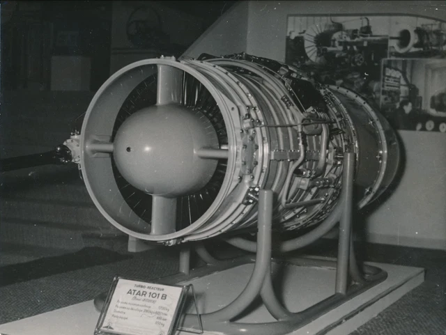 PARIS C. 1950 - Salon de l'Aviation Turbo Réacteur Atar 101 B Paris V ...