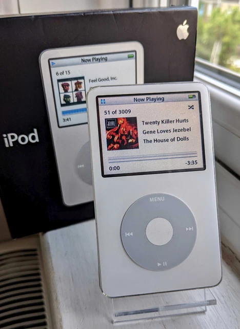 APPLE IPOD VIDEO Classic 5th Generation 30GB White MA002 £38.00 ...