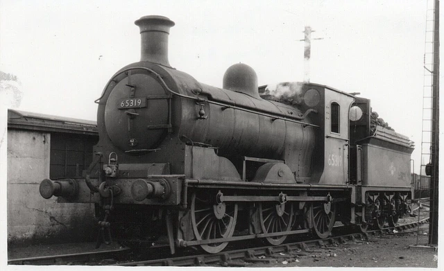 EX LNER CLASS J36 0-6-0 No 65319 at DUNDEE TAY BRIDGE MPD c1962 R/PHOTO ...