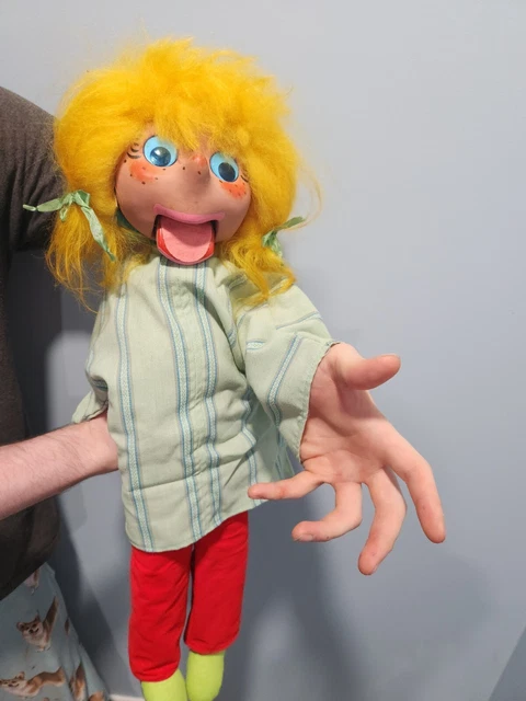 VINTAGE RARE PELHAM Puppet Girl Ventriloquist Vent/Rod 1960s/70s Styles ...