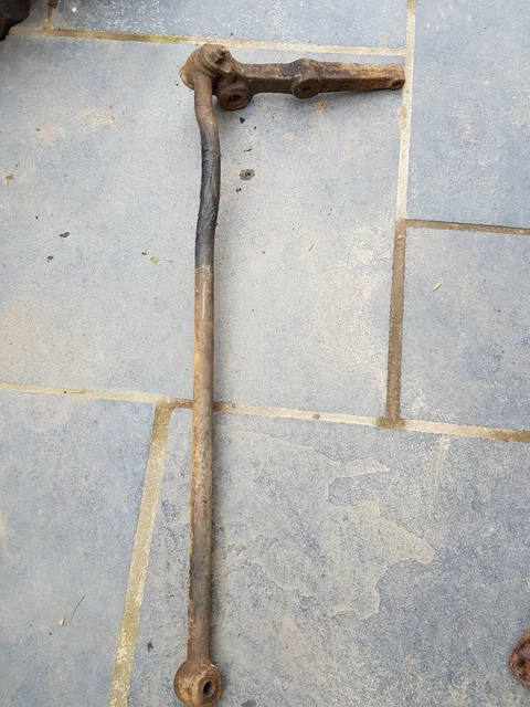 LAND ROVER DEFENDER panhard rod and chassis bracket / mounting RHD £55. ...