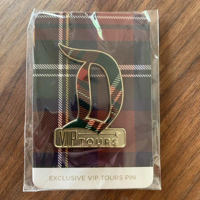 DISNEY EXCLUSIVE VIP Tours Pin Disneyland January 2024 Tartan Plaid New ...