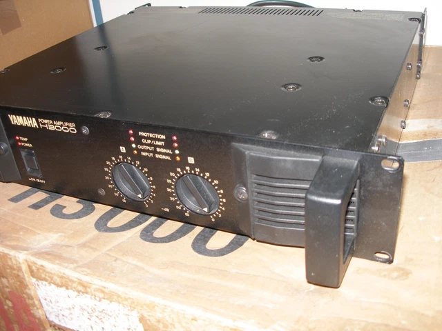 AMPLIFICATEUR DE PUISSANCE professionnel Yamaha H 3000 amplificateur ...