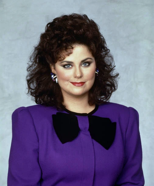 DELTA BURKE AS Suzanne Sugarbaker in Designing Women 1990 TV Old Photo ...