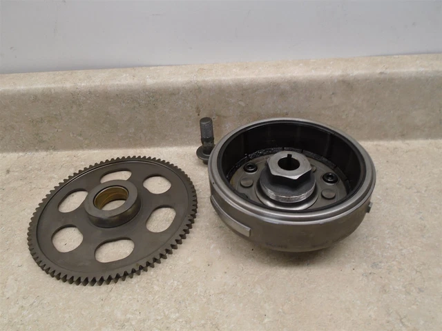 SUZUKI 750 VS Intruder VS750 D'Occasion Moteur Volant Starter Clutch ...