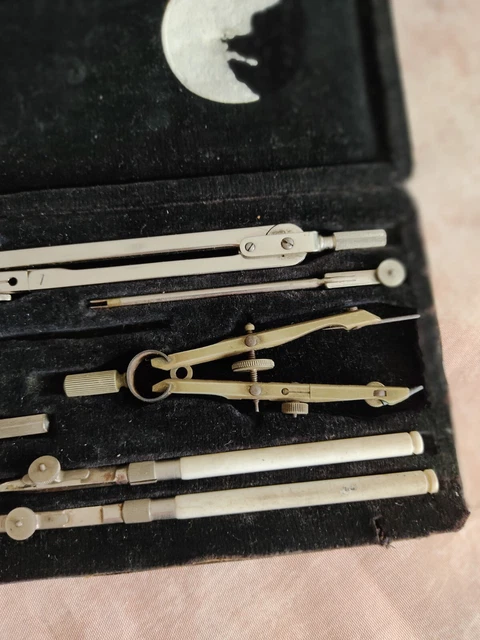 ANCIEN COFFRET DE compas / Non Complet/ collection écriture dessin EUR ...