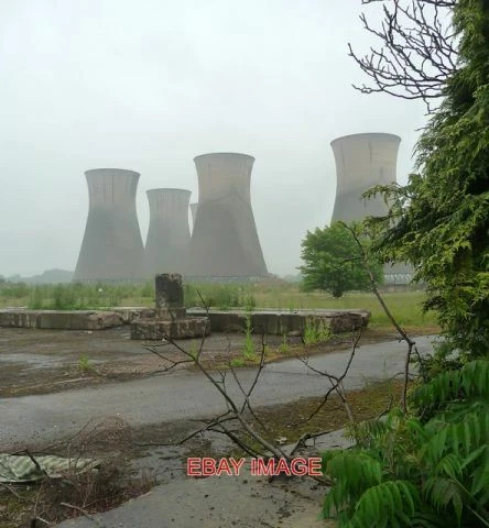 PHOTO DISUSED Power Station Willington Five Cooling Towers Remain The ...