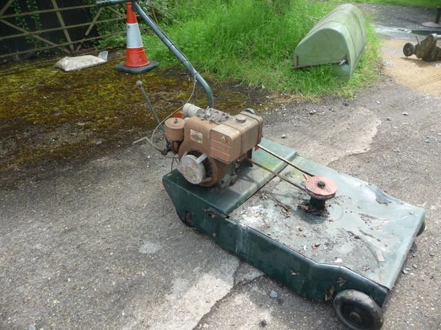 HAYTER 26 INCH rotary mower Briggs & Stratton engine like Condor with ...