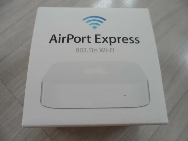 APPLE AIRPORT EXPRESS 802.11n WiFi Router. Model No. 1392. MC414LL/A ...