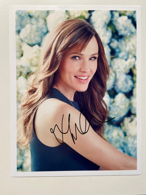JENNIFER GARNER HANDSIGNIERTES Autogramm auf einem Großfoto (21,5 x 28 ...