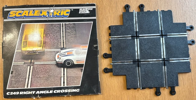 VINTAGE SCALEXTRIC C249 Right Angle Crossing, Boxed Great Condition £19 ...