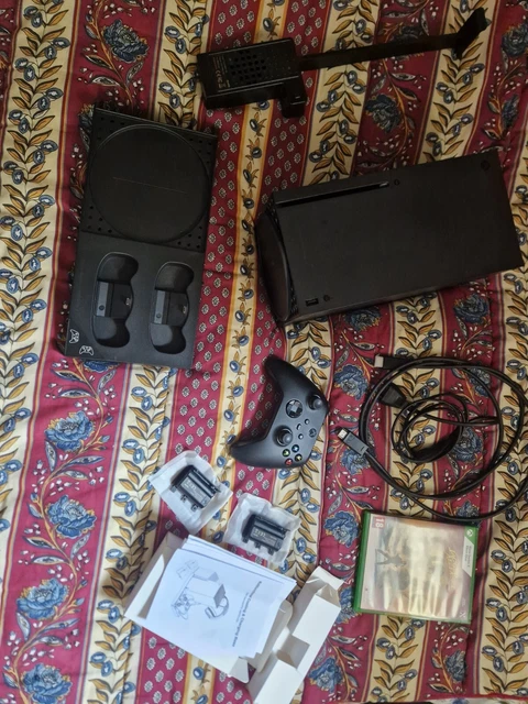 MICROSOFT XBOX SERIES X 1 To Console - Noir + 1 JEUX + Socle . EUR 450 ...