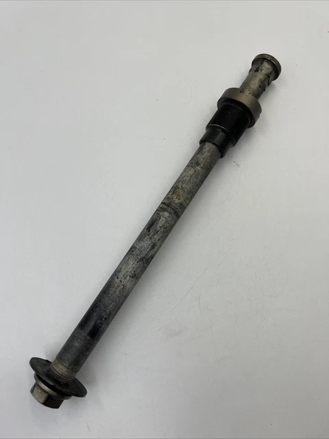 KAWASAKI ZX6R C6F 2005-2006 bras oscillant boulon pivotant et écrou ...