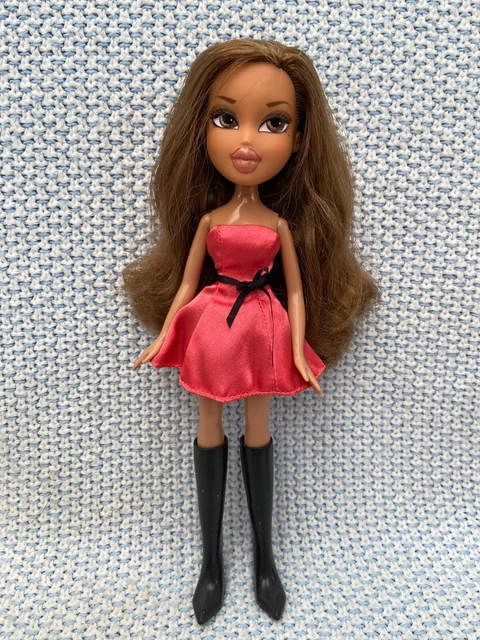 BRATZ LOT 5 Dana Cloe Yasmin Pampered Style It Passion Fashion Step Out ...