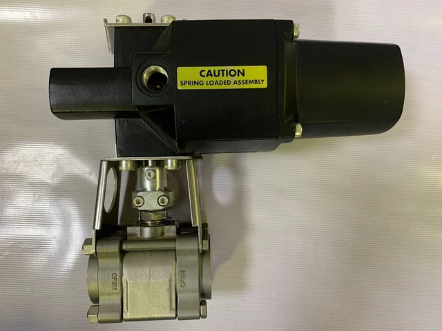 SWAGELOK / PNEUMATIC Spring Return Actuator / 135SR / SS-67TF24-350 ...