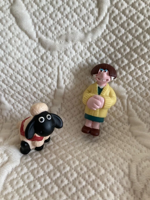 VINTAGE 1989 WALLACE and Gromit Figures x 2 - Gwendoline/ Shaun £8.00 ...