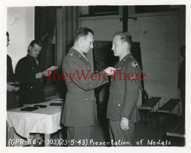 *WWII PHOTO- 303RD BG- METAL PRESENTATION - MAJ GENERAL HAYWOOD HANSELL ...
