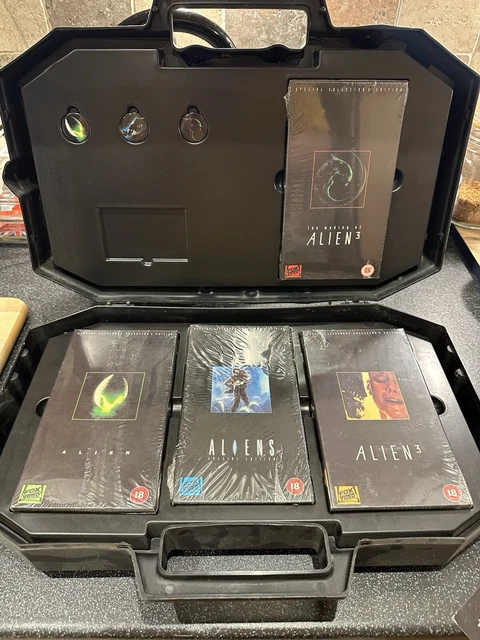ALIEN TRILOGY VHS Video Collectors Edition in Face Hugger Case SEALED ...