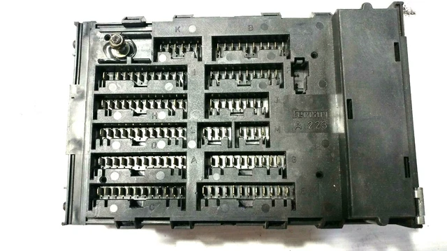 FERRARI 348 PARTS Cabin Fuse Box Complete With Relays 134444 £2,501.02 ...