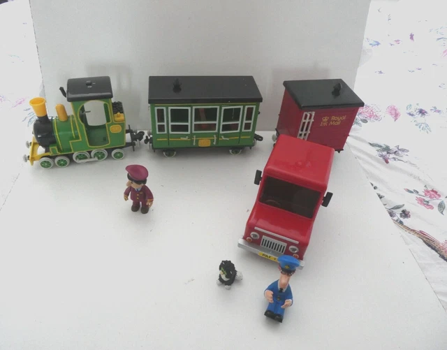 POSTMAN PAT GLENDALE Train And Postman Pat Car And Figures - Bundle £18 ...