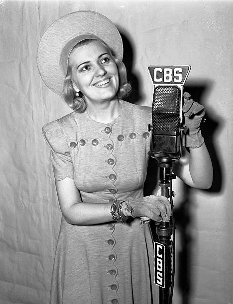 HELEN JEPSON 1938 American opera soprano singer OLD RADIO PHOTO $8.50 ...