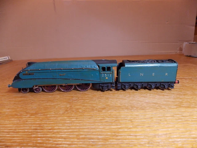 HORNBY DUBLO A4 CLASS 4-6-2 LOCO No 2512 SILVER FOX in LNER Blue Livery ...