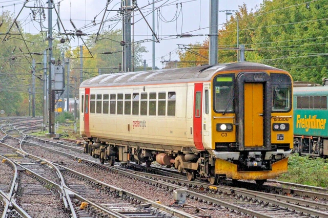 CLASS 153 NO 153306 in greater anglia at ipswich £1.20 - PicClick UK