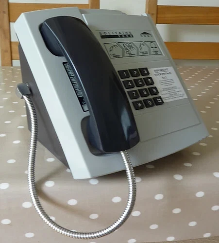 SOLITAIRE 2000 PAYPHONE with armoured handset wall type only £99.00 ...