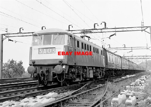PHOTO CLASS 81 No E3022 (81019) Atkings Langley Late 1960S £2.75 ...